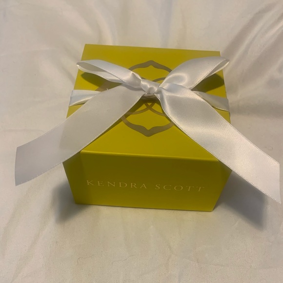 Kendra Scott | Jewelry | Kendra Scott Brand Nib Stackable Bracelets ...